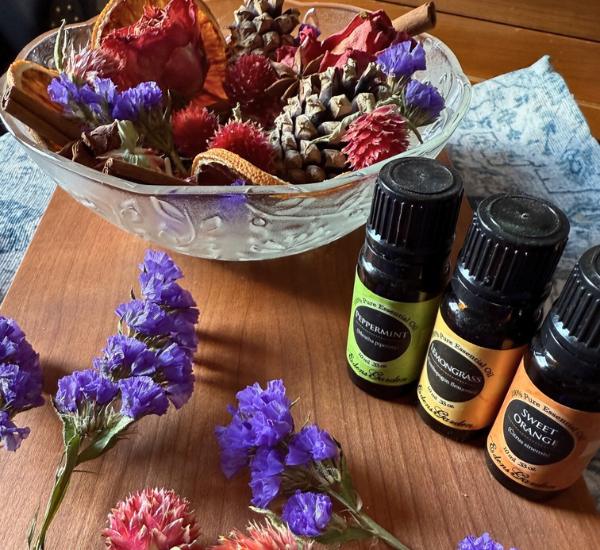 Easy DIY Potpourri with Foraged Flowers & Herbs